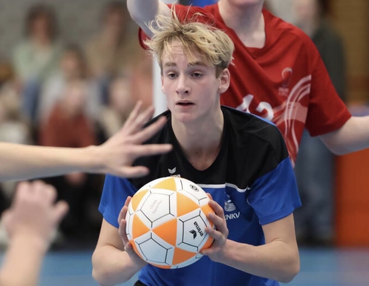 Koen den Otter versterkt SKF-juniorenselectie | Korfbalvereniging SKF